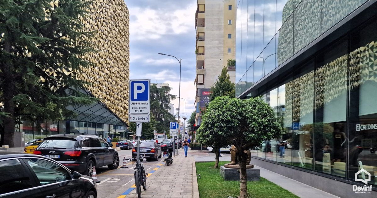 Tirane Shitje Dyqan Rruga Vaso Pasha, zona e ish Bllokut dyqan show ...